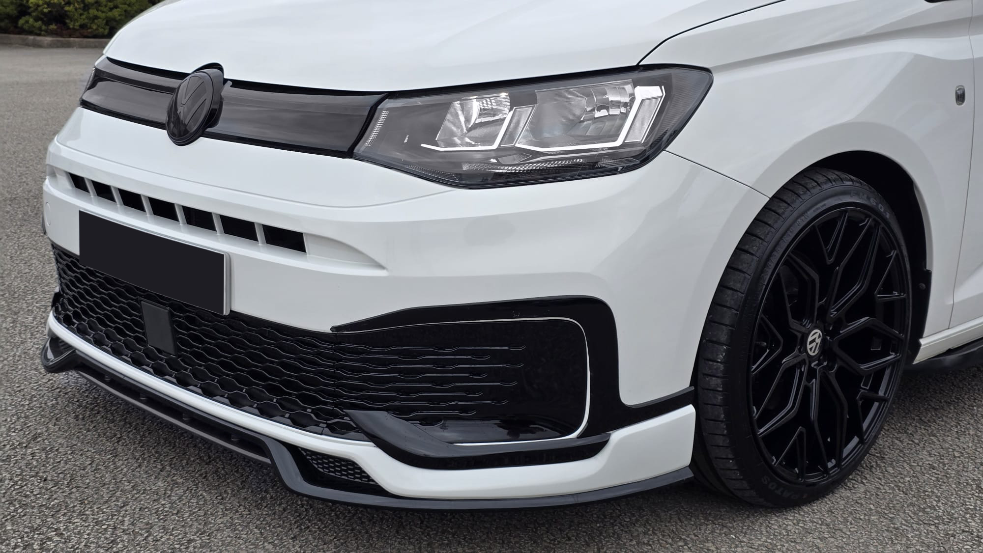 Volkswagen Caddy MK5 | V2 Front Bumper Add On - Xclusive Customz